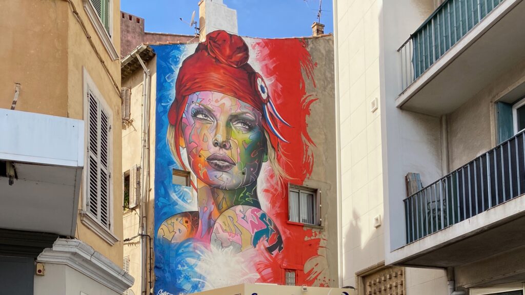 Street art with two faces in La Seyne-sur-Mer, South of France - ALTINNOV